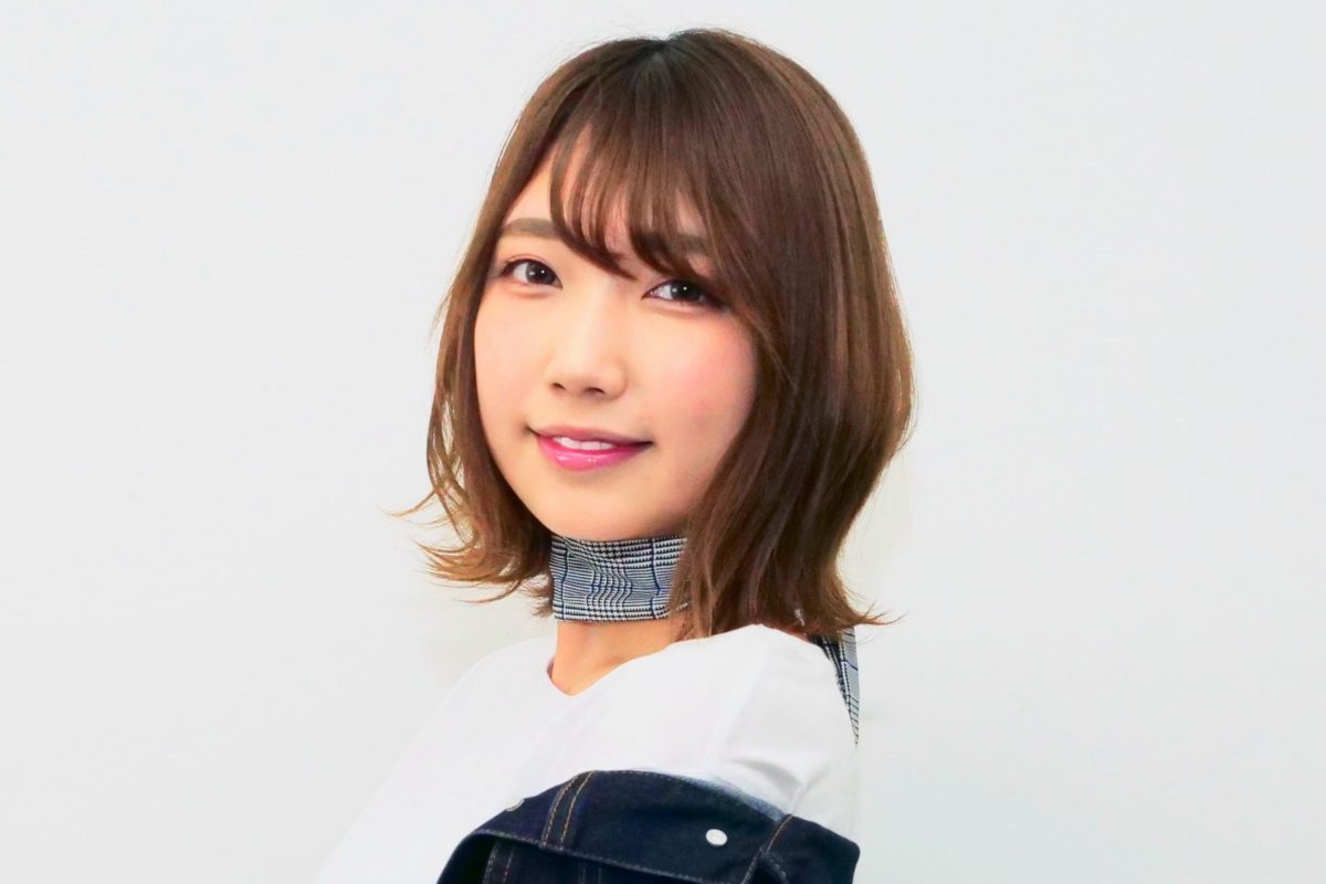 霜月めあ、「いい太ももの日」に魅惑の4連発投稿 ミニスカをめくって… ニコニコニュース