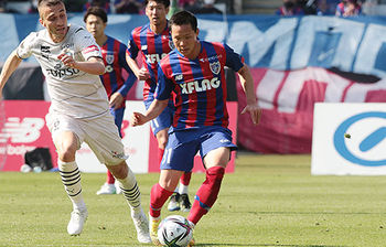 FC東京が今季44試合出場のMF安部柊斗と契約更新「全力で走り続けます」 | ニコニコニュース