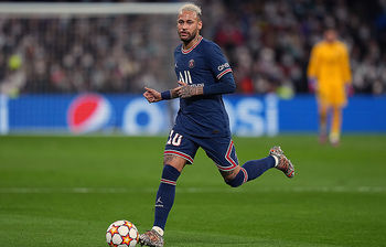 ネイマールがドンナルンマとの衝突報道を全面否定! 後輩とのやり取りをSNSに公開 | ニコニコニュース