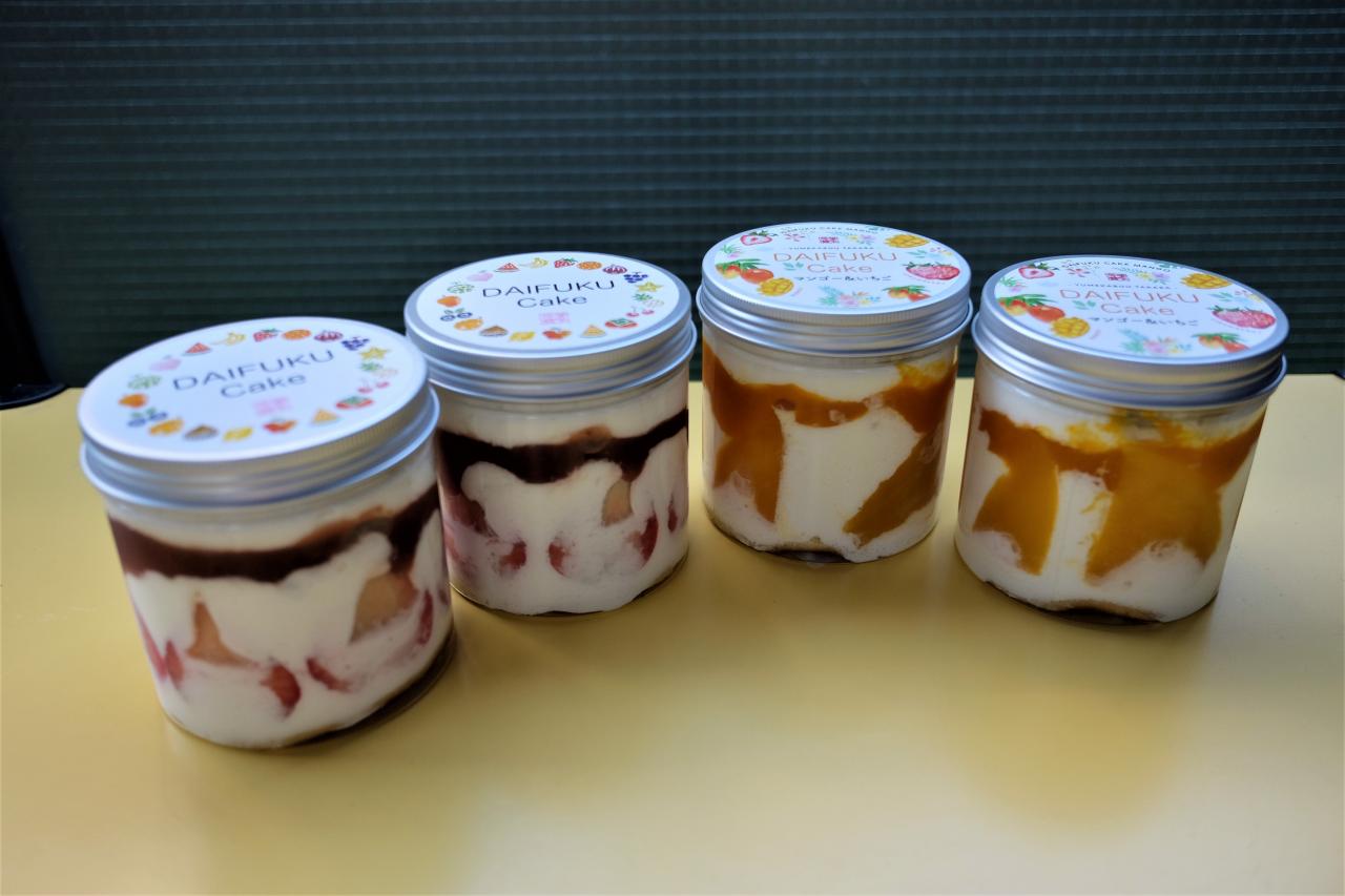 【お取り寄せ】いちご大福が“ボトル”からゴロリ♪ 「DAIFUKUcake」は見た目も味も最高！【実食レビュー】 | ニコニコニュース