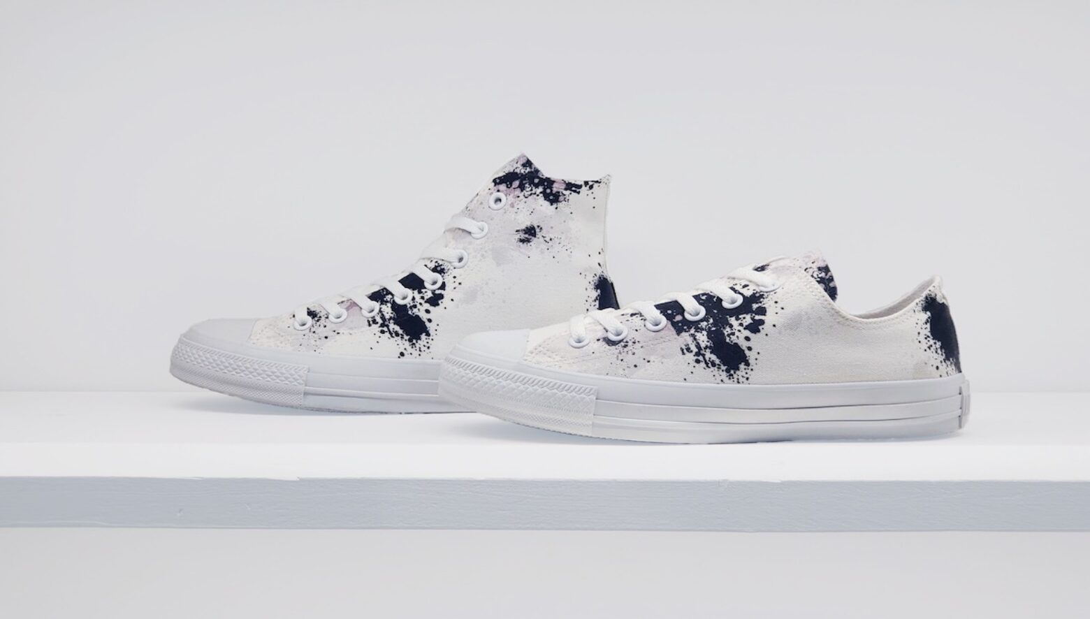 ホワイトアトリエ バイ コンバースによるカスタマイズ受注会がユニクロ原宿店で期間限定開催。 | ニコニコニュース