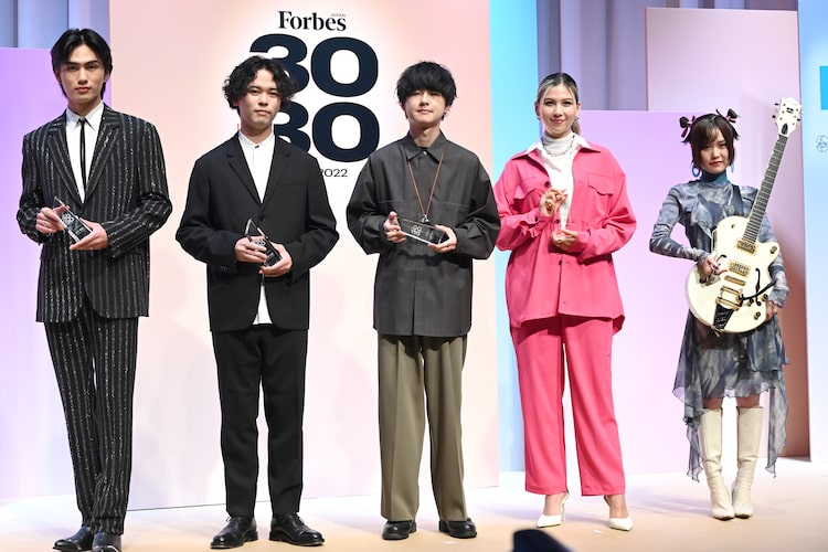 WONK・江崎文武とReiが「Forbes JAPAN」の“世界を変えるU-30”に選出 | ニコニコニュース