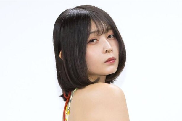 水那しおね、“裸に絆創膏”を1stDVDで自ら提案「どこまでできますか？と私が聞いたくらい」 | ニコニコニュース