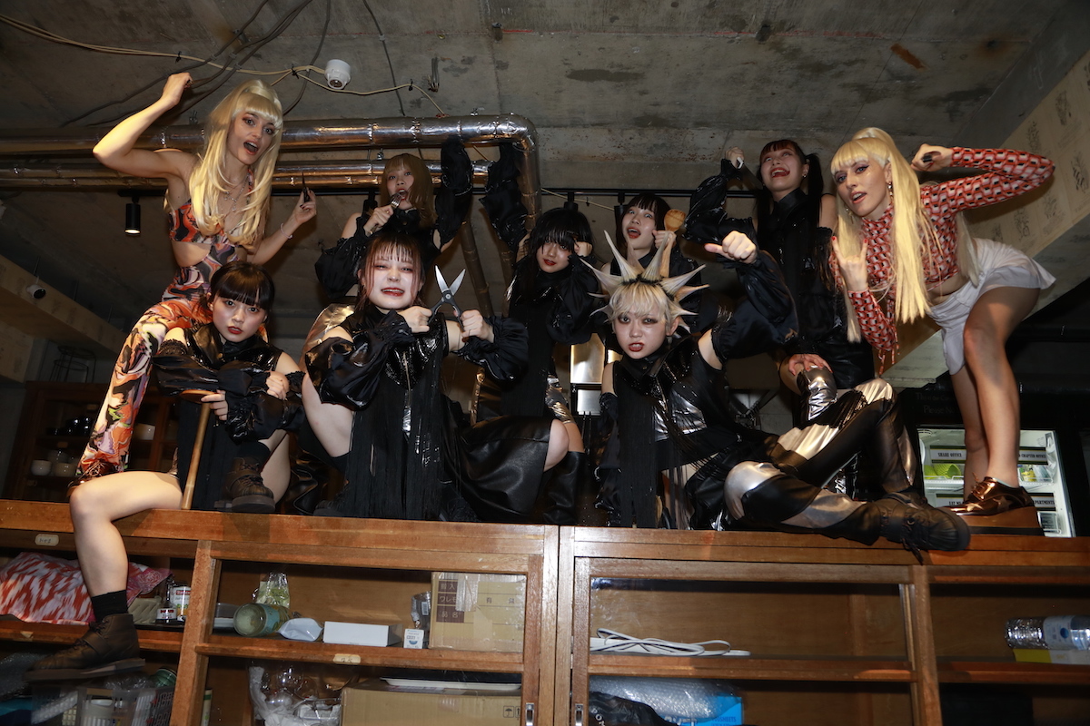 ASP × The Soap Girls 公式インタビューが到着 "パンク"を共通言語に通じ合う異色対談 | ニコニコニュース