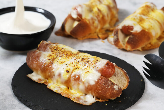 【11/1新発売！溢れ出るチーズに誰もが2度見！？】「ハートブレッドアンティーク」より、チーズ好きのために開発した「チ | ニコニコニュース