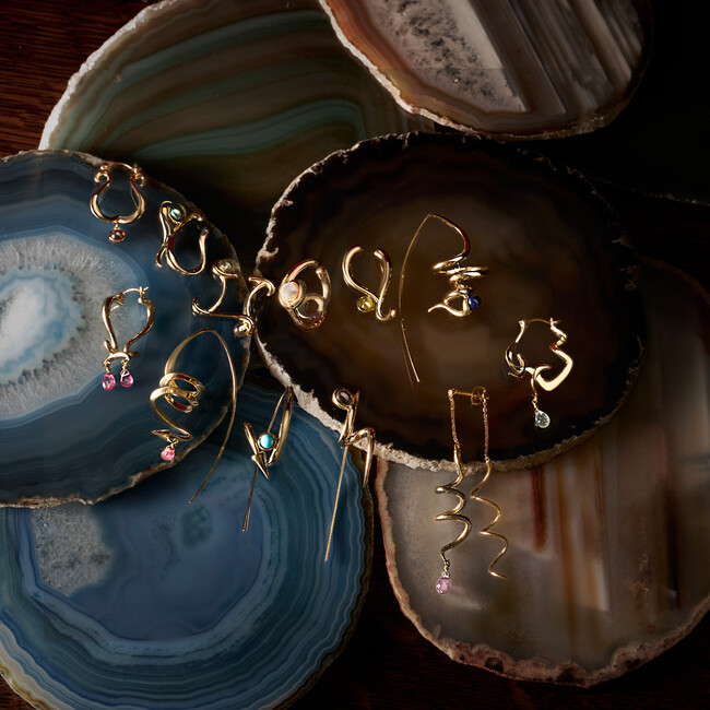 VERMILLION『ZODIAC series』にイヤーアイテムが登場 | ニコニコニュース