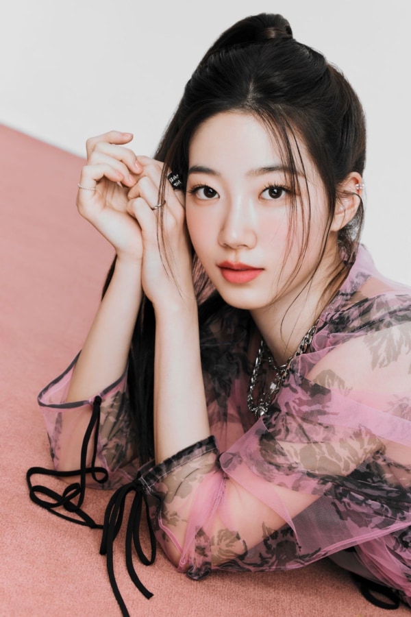 LE SSERAFIM・KAZUHAが韓国コスメ「エチュード」新ミューズに就任！ | ニコニコニュース