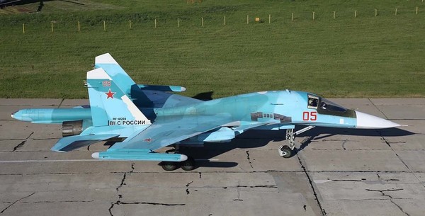 ウクライナで撃墜されたロシア機「Su-34」の破片、販売中 小で3.4万円から | ニコニコニュース