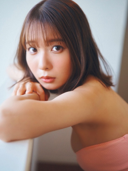 #2i2 奥ゆい「水着のソロ撮影は久しぶりでドキドキ」ヤングガンガンに初登場 | ニコニコニュース