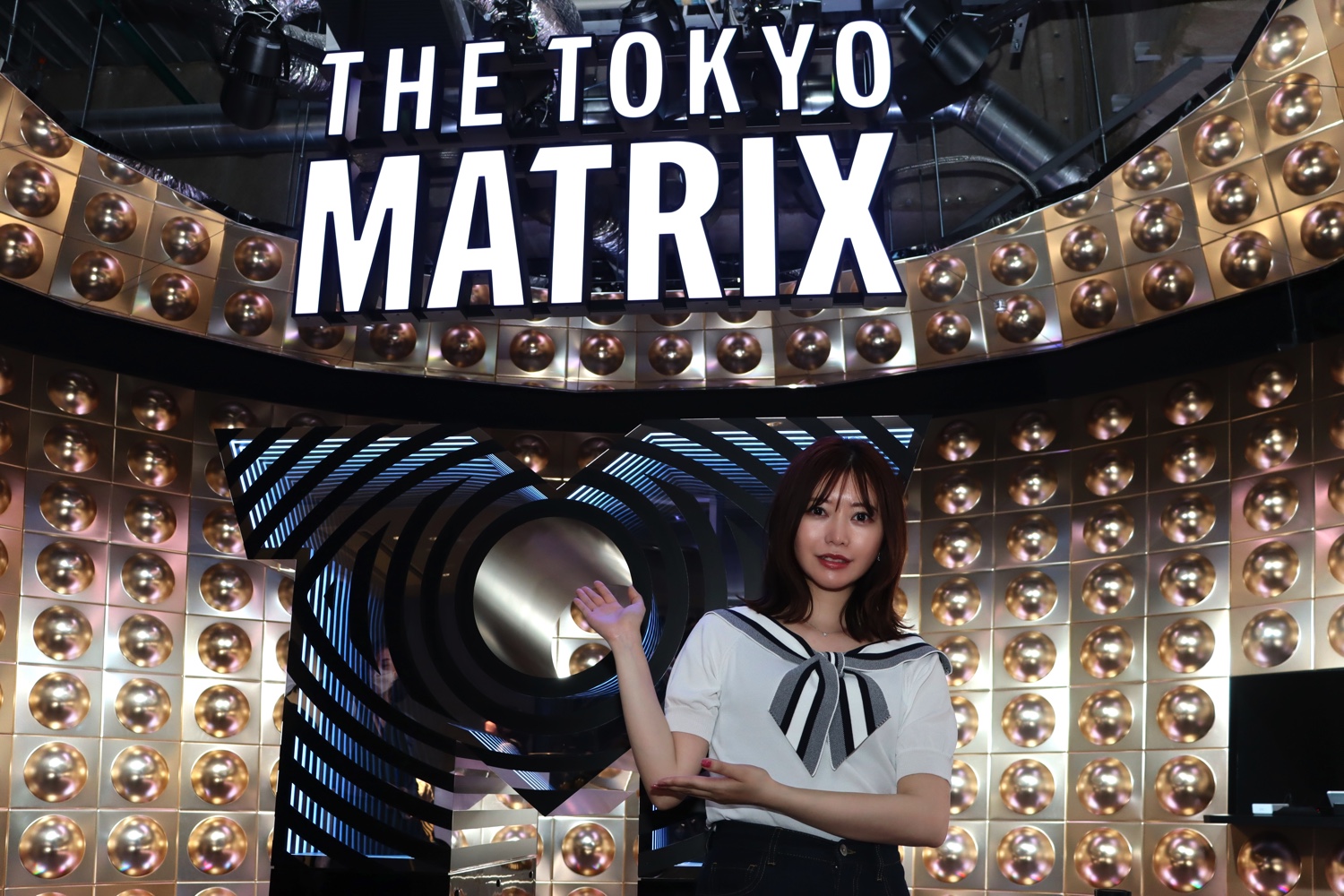 大好きな『SAO』の世界に飛び込み歓喜！ 十束おとはが『THE TOKYO | ニコニコニュース