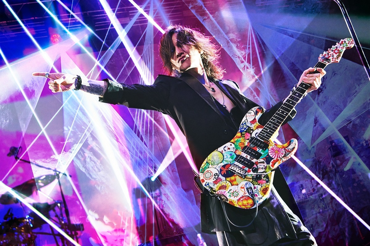 SUGIZO、ウクライナの国民的バンド・KAZKAと共演決定 共作楽曲をライブ初披露 | ニコニコニュース
