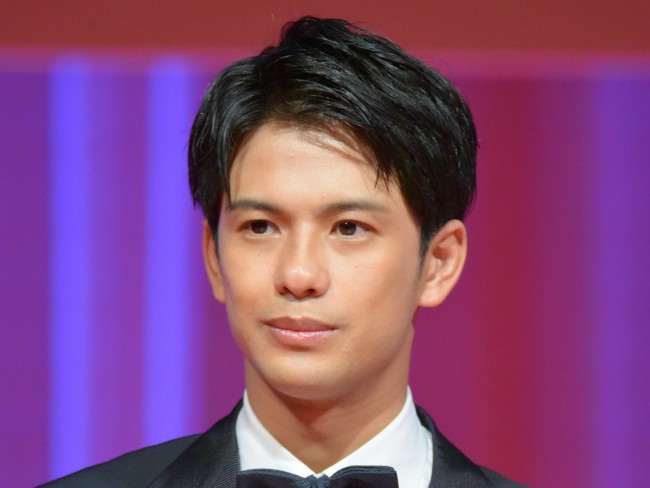 森崎ウィン、子役・石塚陸翔とのかわいいやり取りに反響「ほっこりタイム」「本当のお父さんのよう」＜真夏のシンデレラ＞ | ニコニコニュース