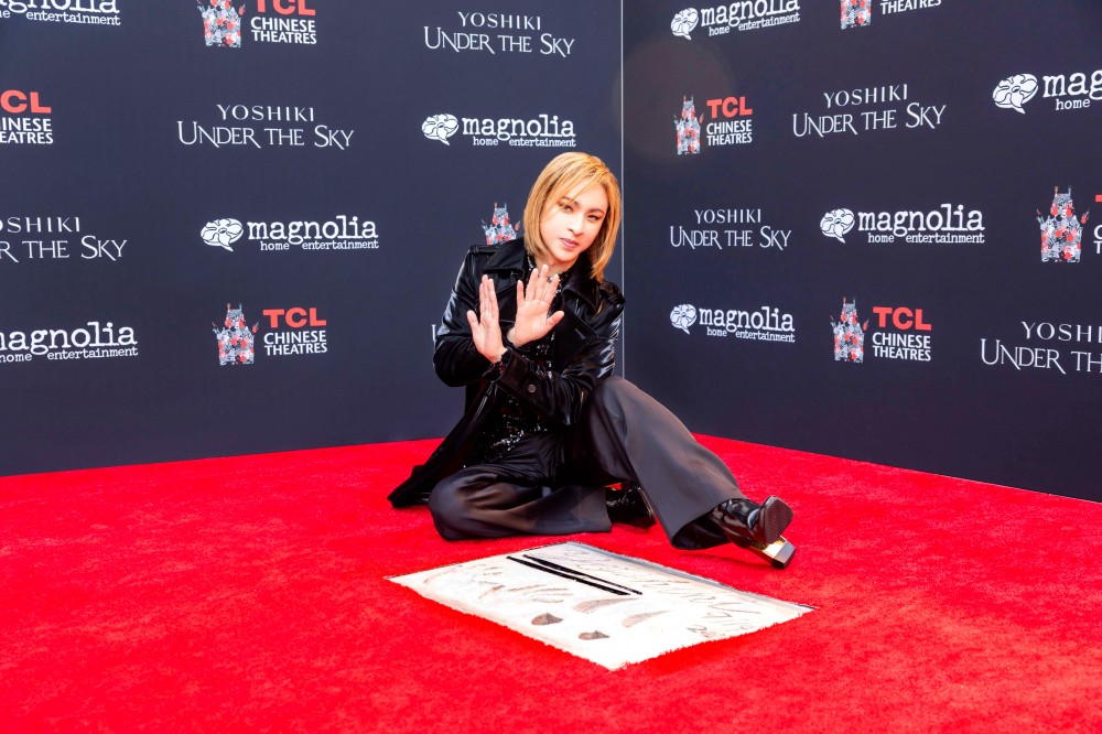 YOSHIKI、TCLチャイニーズ・シアター手形・足形完成披露セレモニーに登壇「ファンの皆が常に自分を支えてくれていま | ニコニコニュース