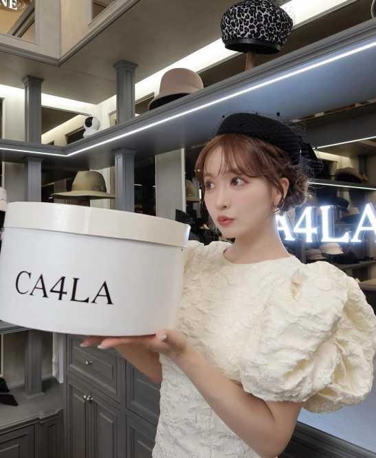 三上悠亜、『CA4LA』とコラボのキュートな帽子を被り台湾でのイベントの様子を公開 | ニコニコニュース