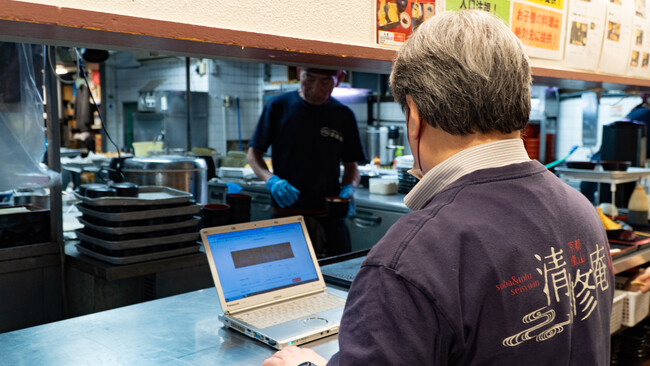 清修庵が業務負担軽減を目指し全店舗に「HANZO 自動発注」を導入 | ニコニコニュース