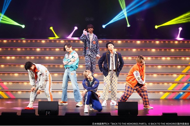 八木勇征のほっぺに瀬口黎弥がキス？ FANTASTIC 6の多彩な顔が見られるステージ「BACK TO THE | ニコニコニュース