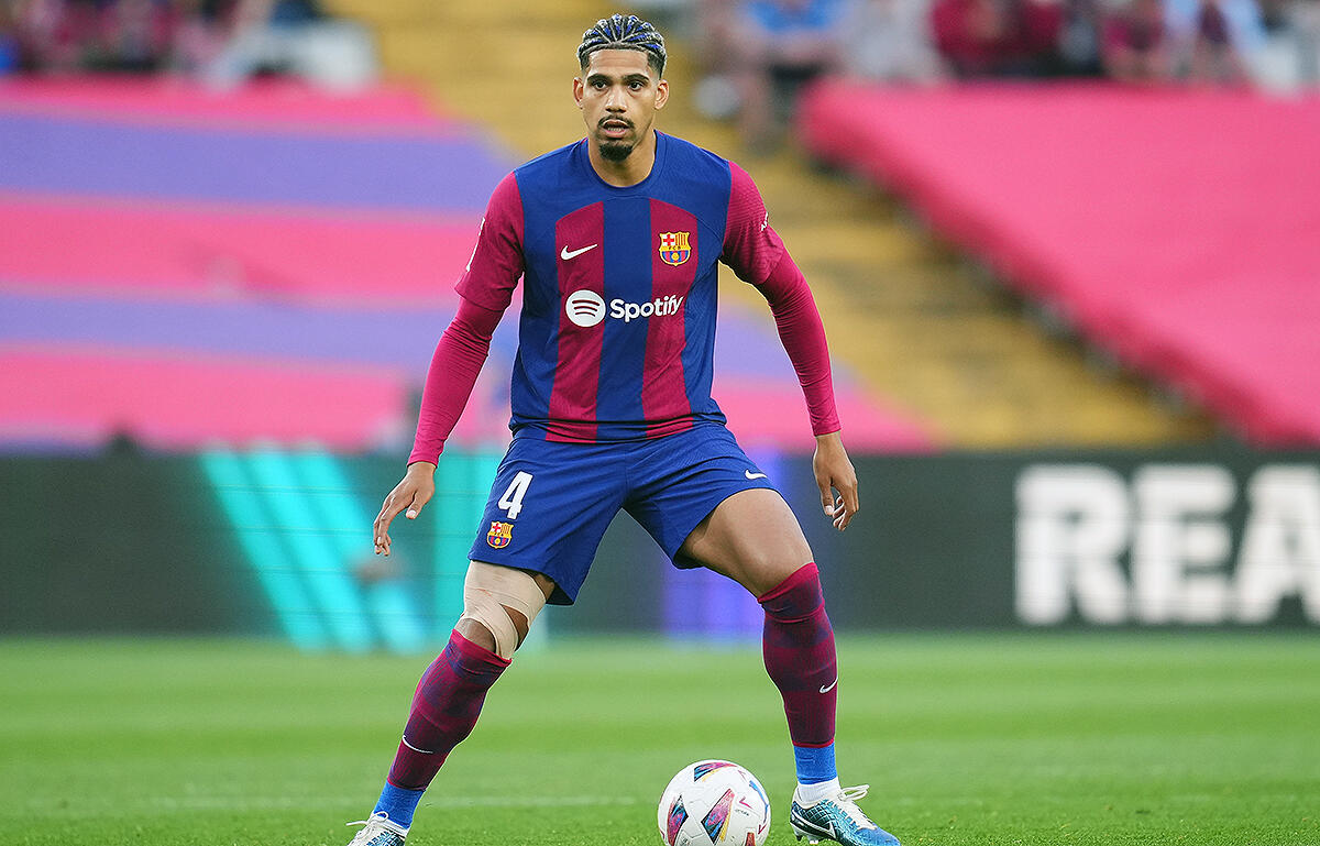 アラウホの手術が完了…復帰は「回復次第」も最低4カ月か | ニコニコニュース