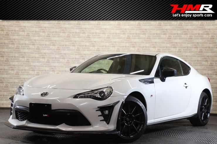 R.2(2020)年 トヨタ 86 2.0 GR GRスポーツ 6MT 純正17インチ パールホワイト | ニコニコニュース