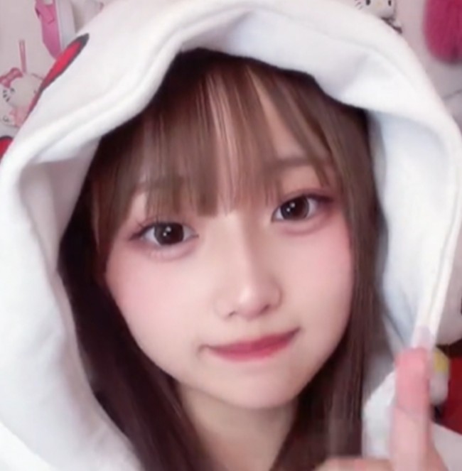 辻希美の17歳娘、豪華すぎる“誕生日プレゼント”の数々に衝撃 「私が好きなものしかない」と大喜び ニコニコニュース