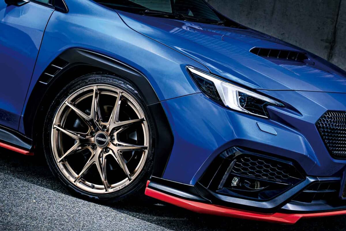 上品な超高輝調ゴールドをまとったレイズ「ベルサスVV21S」誕生！ | ニコニコニュース