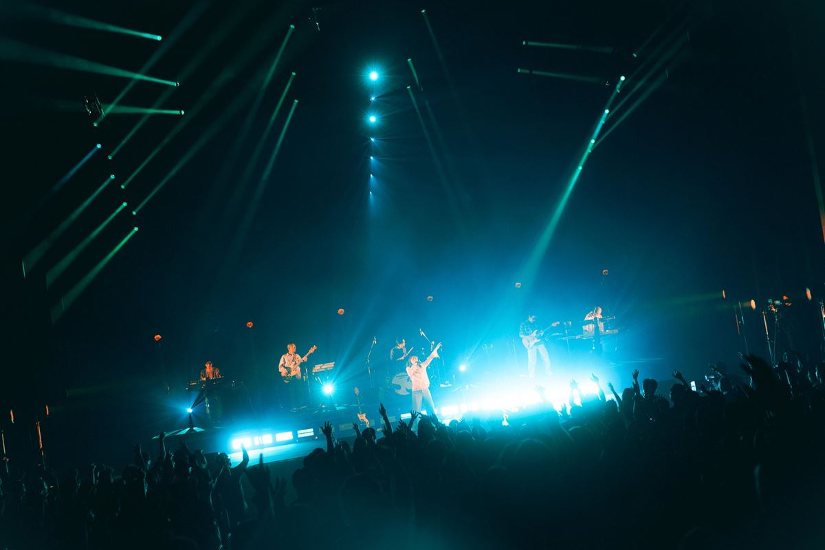 iri、全10公演からなる『Hall Tour 2025 “Seek”』 | ニコニコニュース