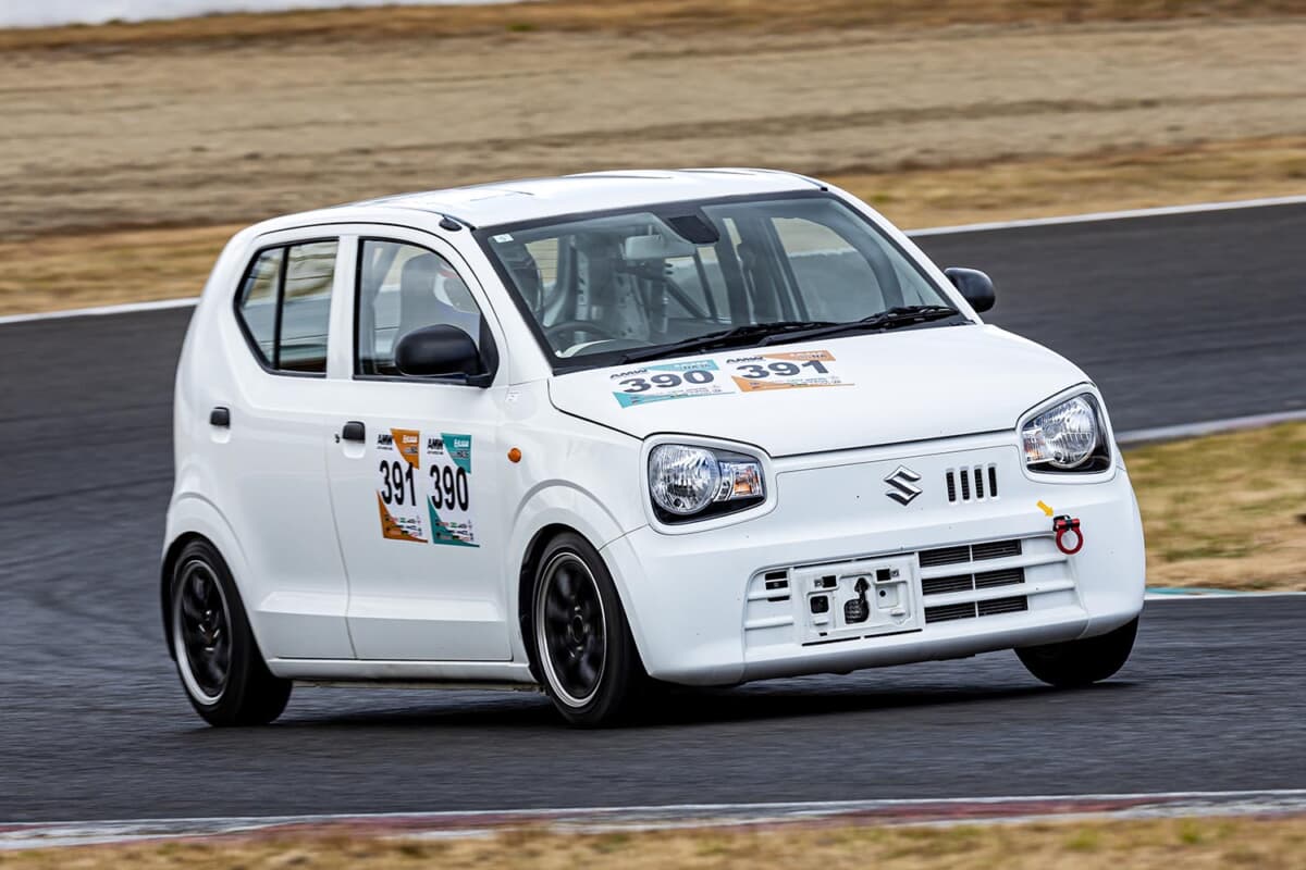 祖父の愛車・スズキHA36型「アルト」をレースマシンに!? | ニコニコニュース