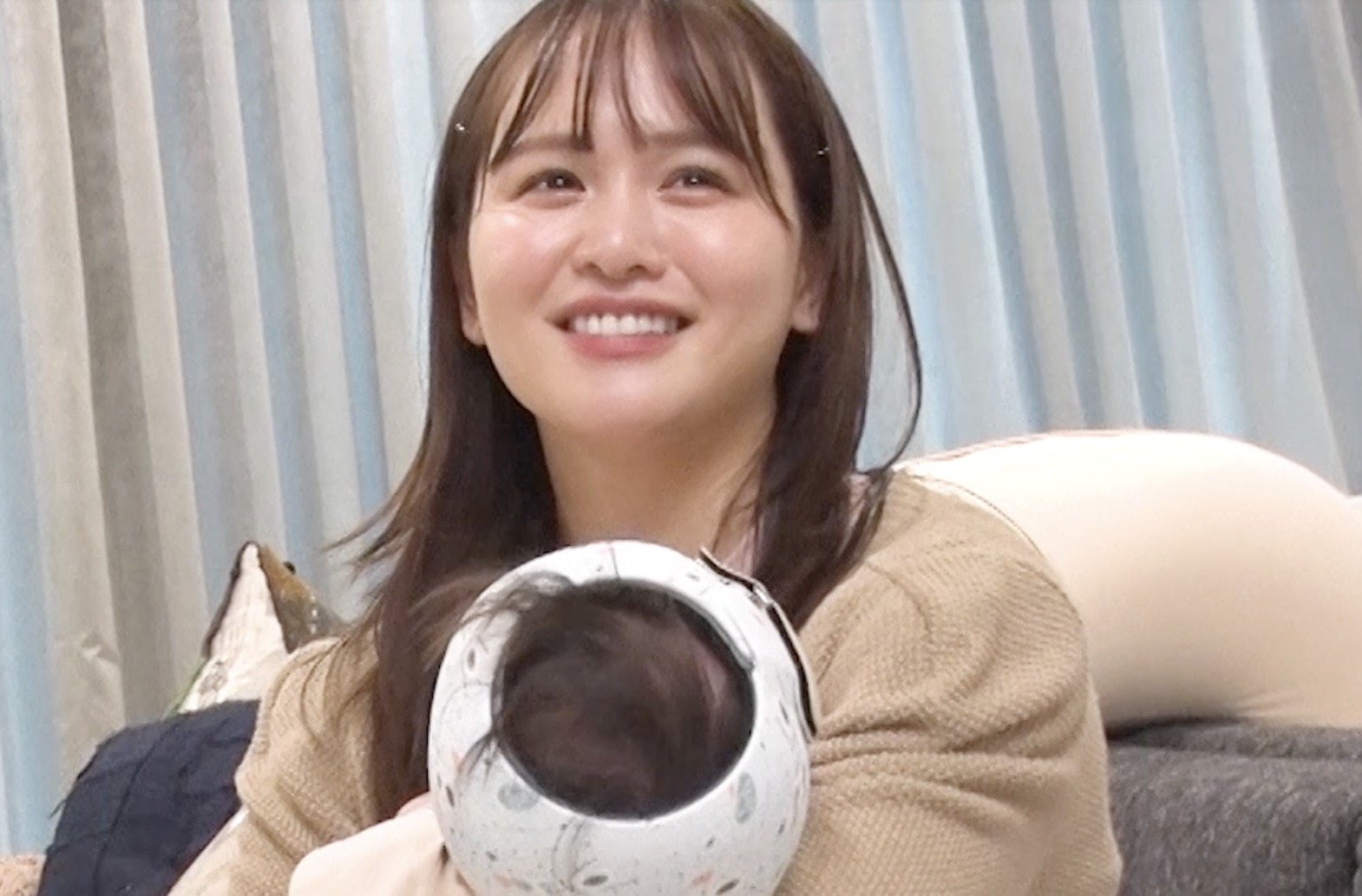 年商20億・元HKTゆうこす（31）、夫&息子&大学生の妹と暮らす3LDKの豪華自宅を公開 | ニコニコニュース