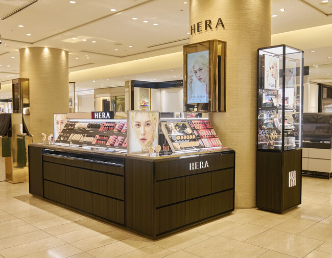 韓国・ソウル発のラグジュアリーメイクアップブランド「HERA（ヘラ）」東京初の百貨店常設カウンターを銀座三越にオープン | ニコニコニュース