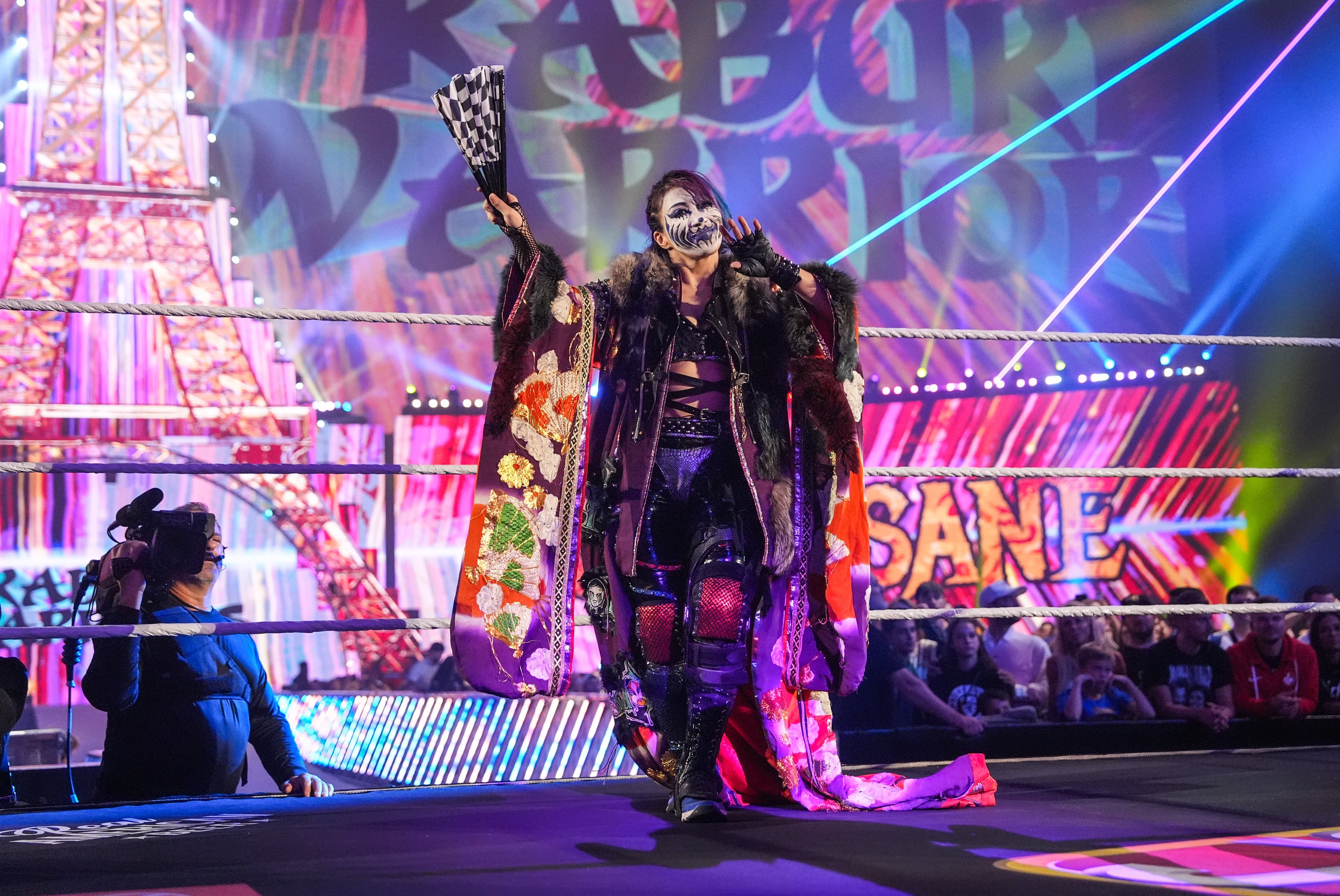 “極悪ヒール”の姿はどこへ？ ドイツで素顔公開の人気日本人女子レスラーに「童顔で可愛い」ファン熱烈反応 | ニコニコニュース