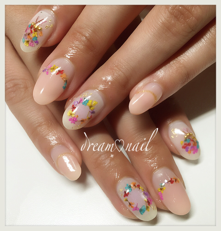 夏にもぴったり♪思わず見せたくなる押し花で作るネイル特集♡ | ニコニコニュース