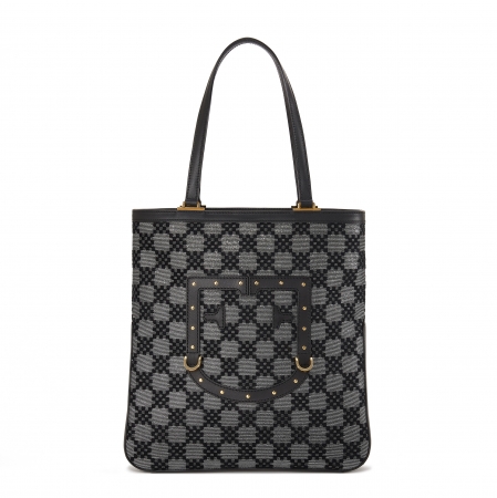 フルラ2019年春夏コレクションから、オンライン限定トートバッグが登場 | ニコニコニュース