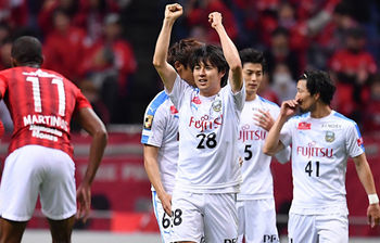 川崎Fが前倒しゲームで2発快勝！ 浦和はJ1残留争いから抜け出せぬままACL決勝へ《J1》 | ニコニコニュース