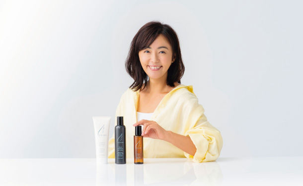 タレントの田中律子さんが女性向けヘアケアブランド CA101(シーエーイチマルイチ)のアンバサダーに就任 | ニコニコニュース
